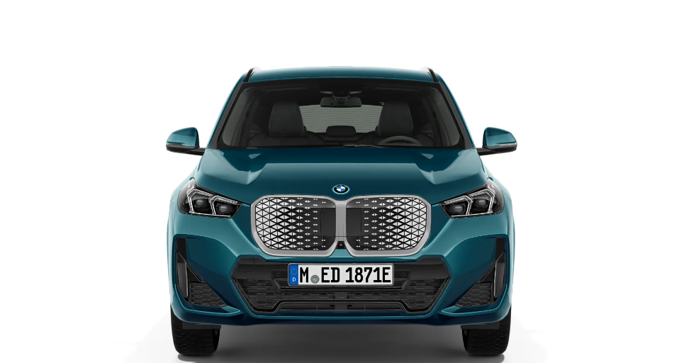 Compare the BMW X1, Mercedes Benz Gla, Audi Q3, and Volvo Xc40 | Expert ...