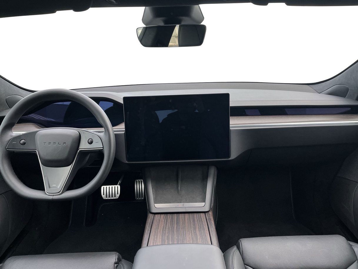 Compare the Karma Revero and Tesla Model S | Expert Head-to-Head ...